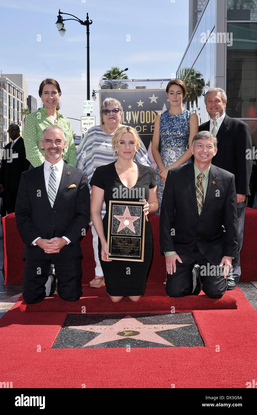 Kate Winslet And Kathy Bates High Resolution Stock Photography and ...