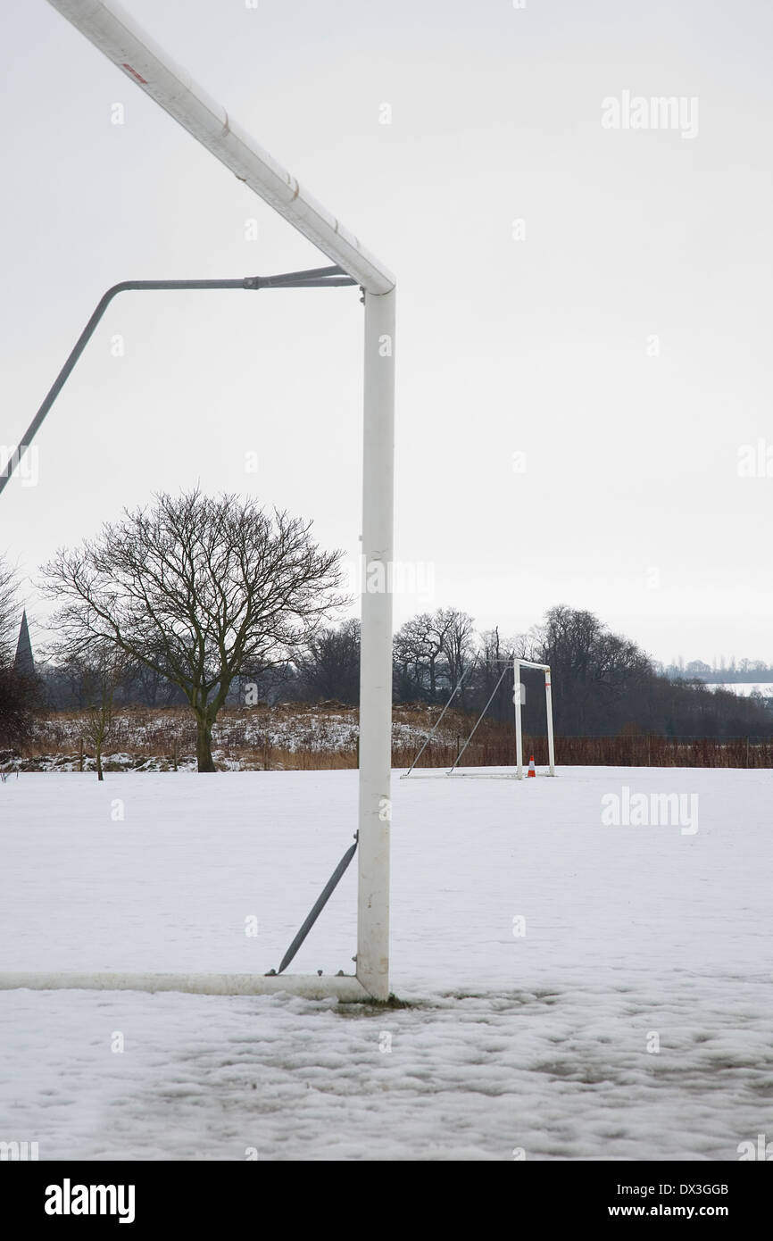 Cold football hi-res stock photography and images - Alamy