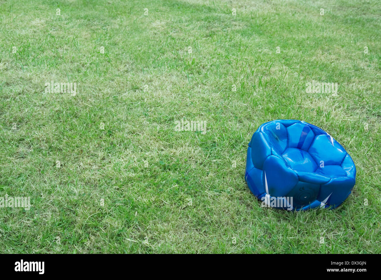 Pitch blue hi-res stock photography and images - Alamy