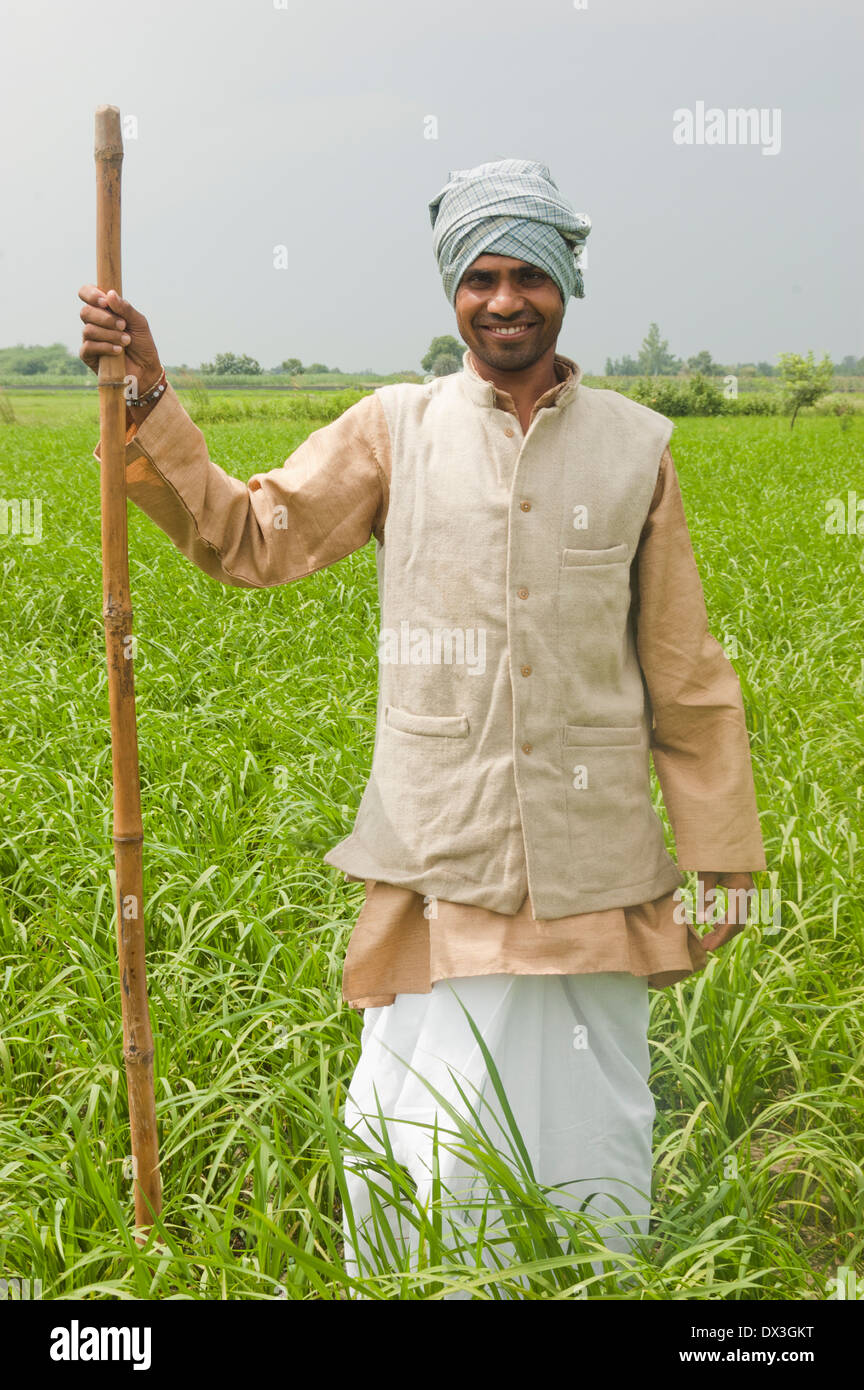 1 Indian Farmer Standing in Field Stock Photo - Alamy