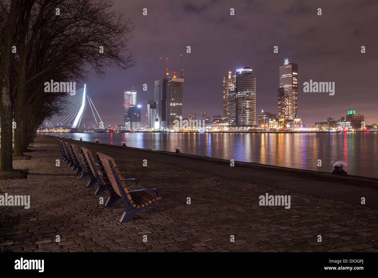 Rotterdam night view hi-res stock photography and images - Alamy