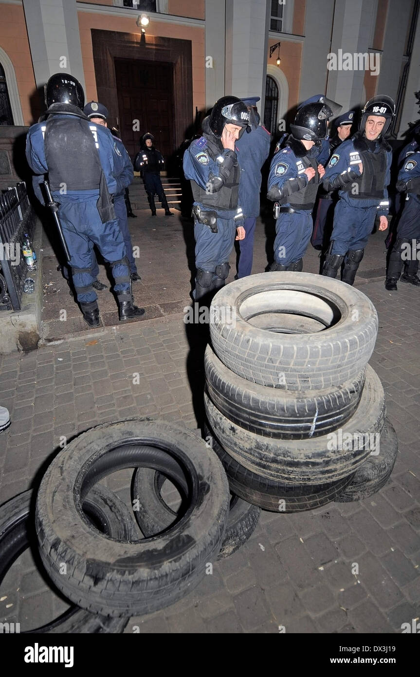 Odessa, Ukraine. 17th Mar, 2014. Police guarding the building of the ...