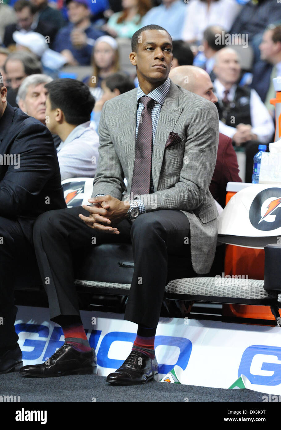 Dallas, TX, USA . 17th Mar, 2014. Boston Celtics guard Rajon Rondo #9 sits in plain clothes on ...