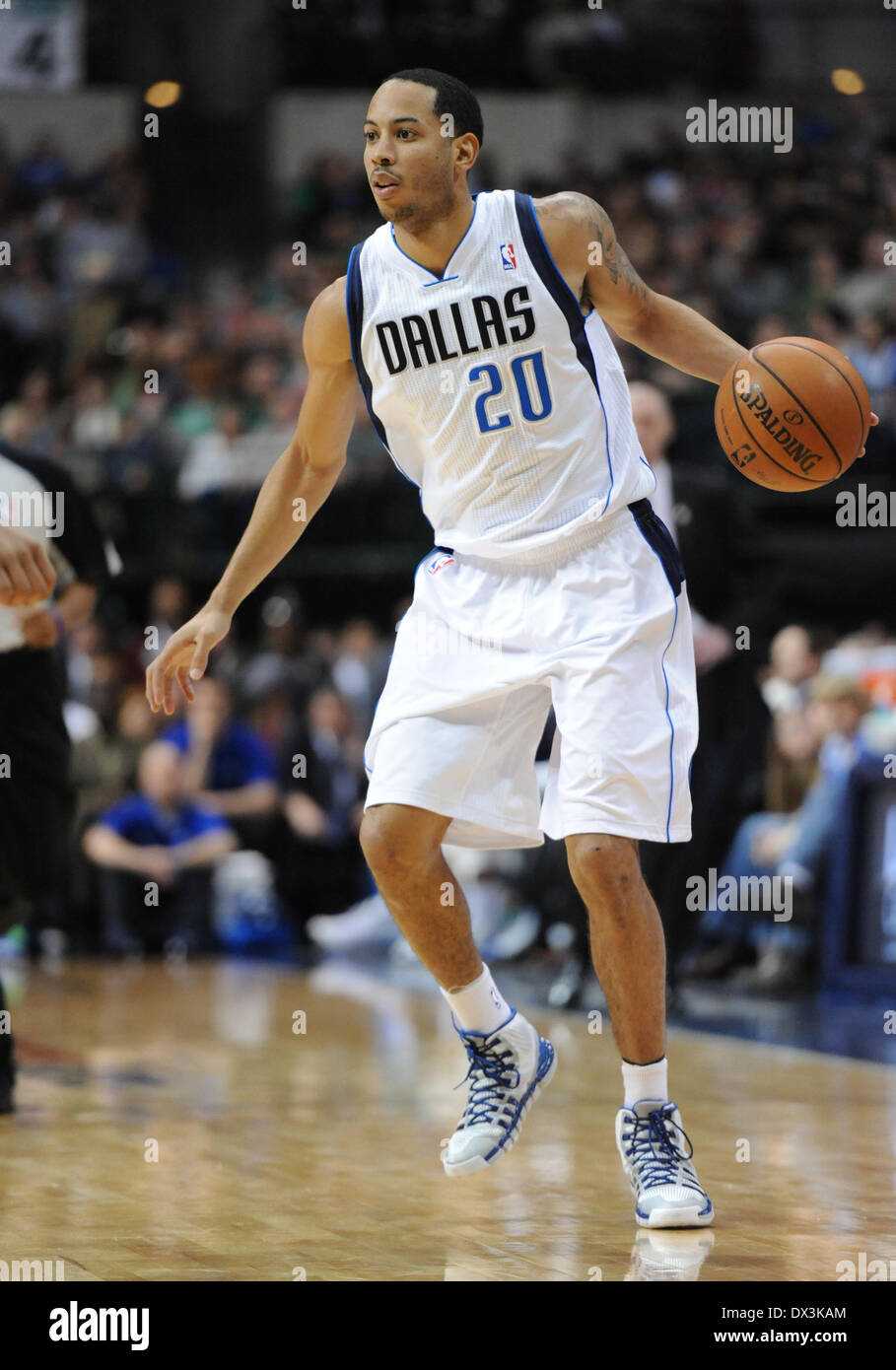 Dallas, TX, USA . 17th Mar, 2014. Dallas Mavericks guard Devin Harris ...