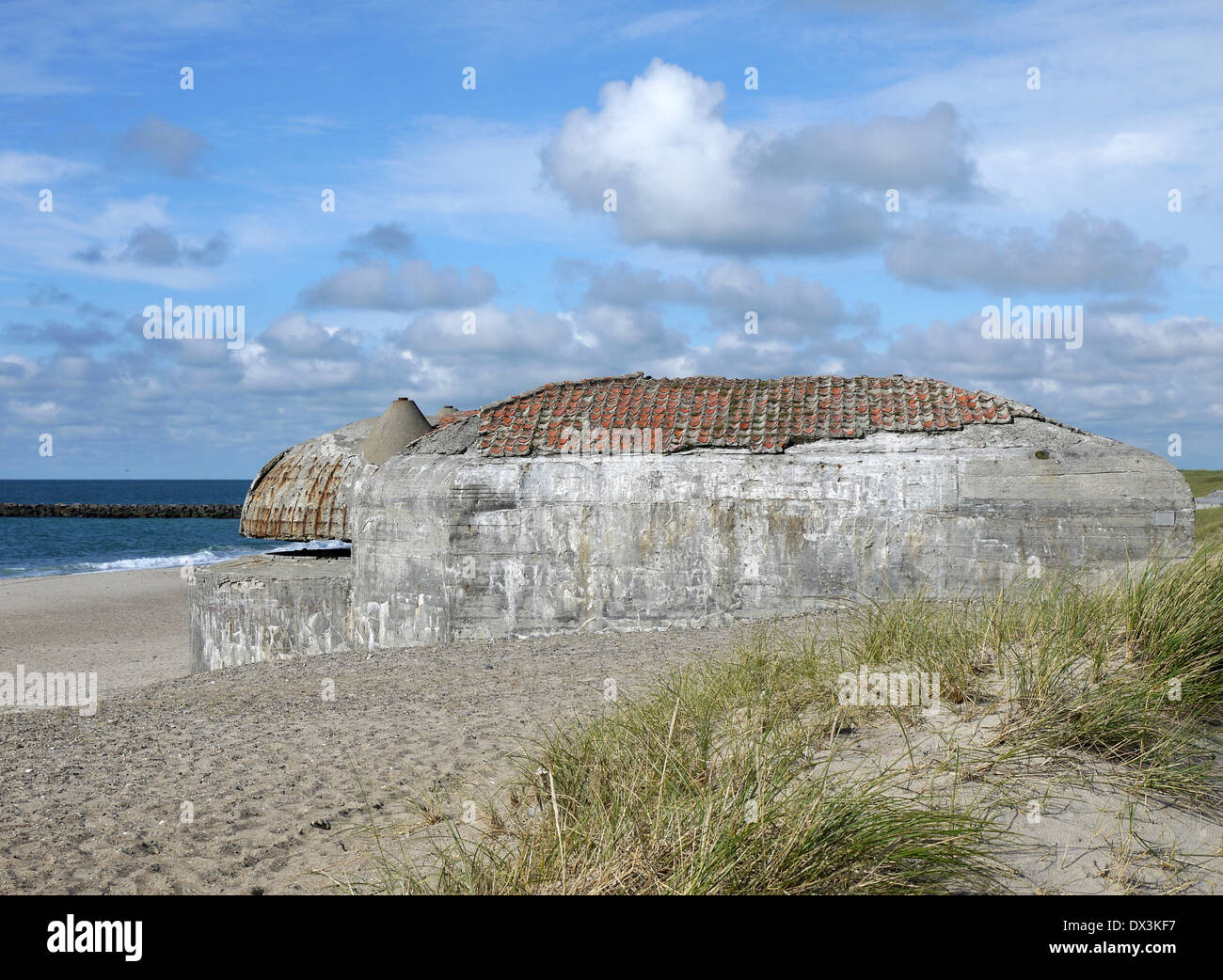 Atlantic wall hi-res stock photography and images - Alamy