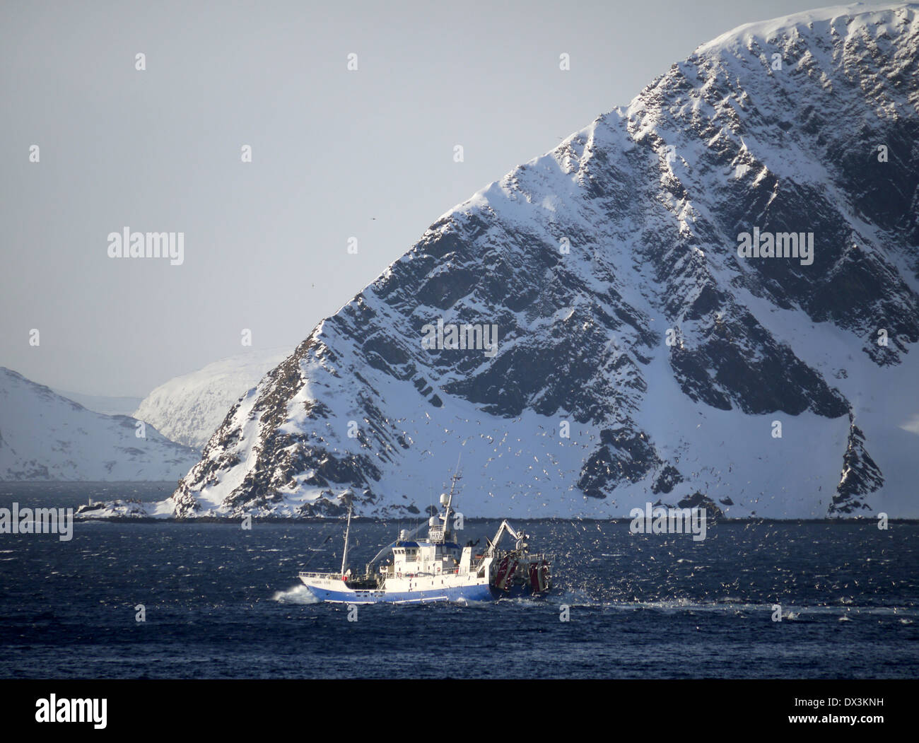 Norway fishing trawler hi-res stock photography and images - Alamy