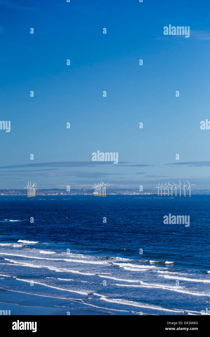 Teesside offshore Wind farm near Redcar from Saltburn pier, North ...
