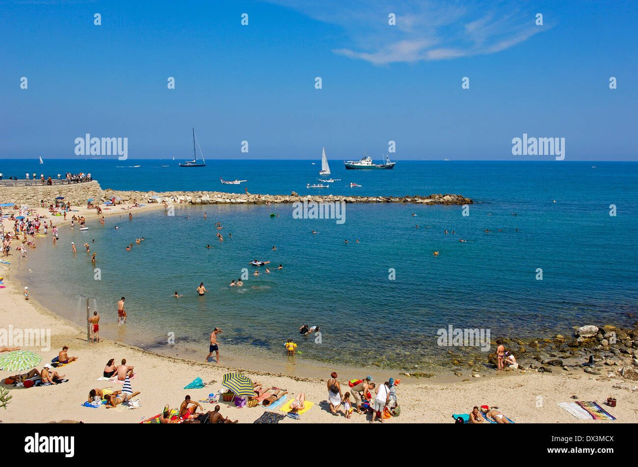 Beach antibes hi-res stock photography and images - Alamy