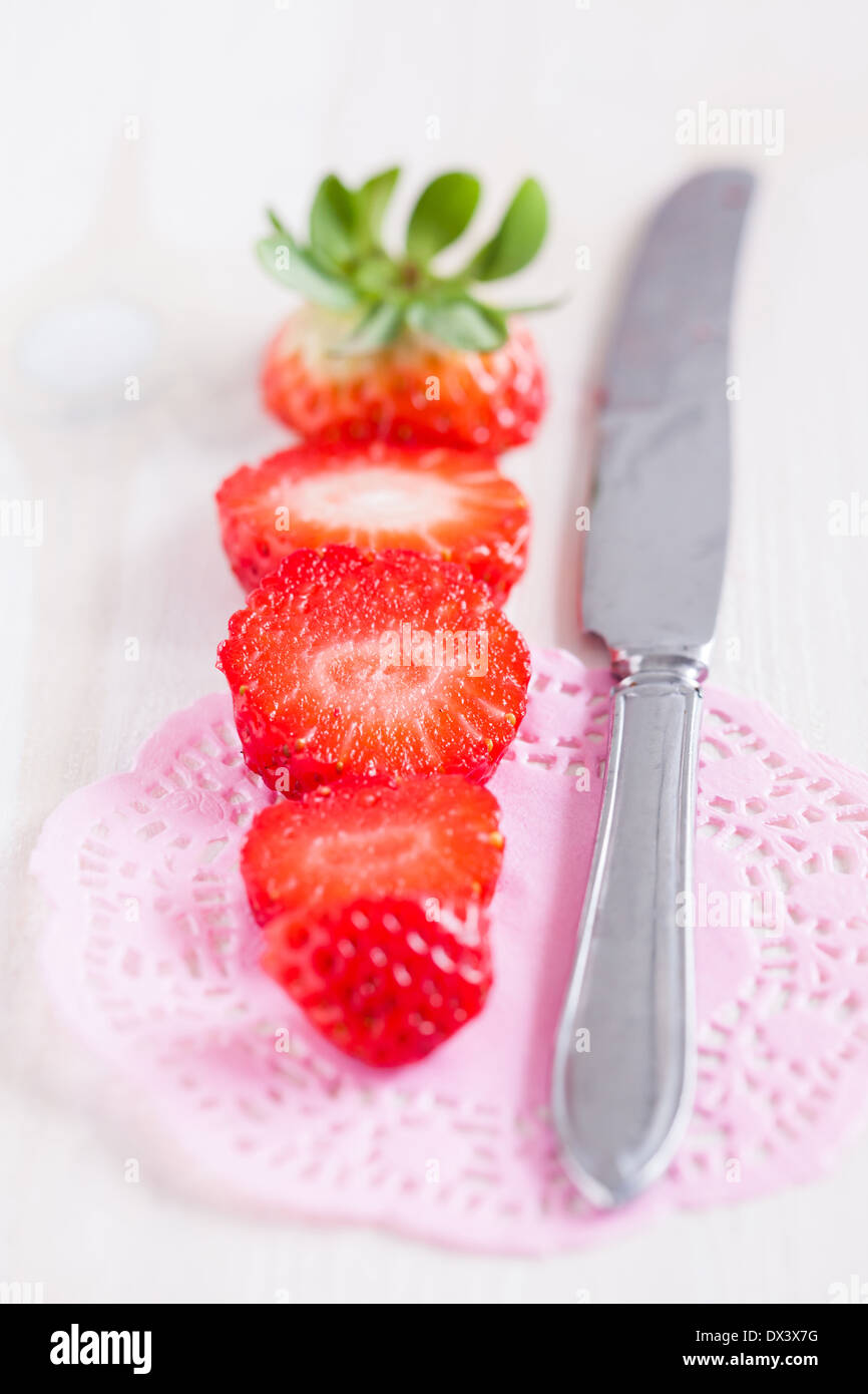 Pieces of strawberry hi-res stock photography and images - Alamy