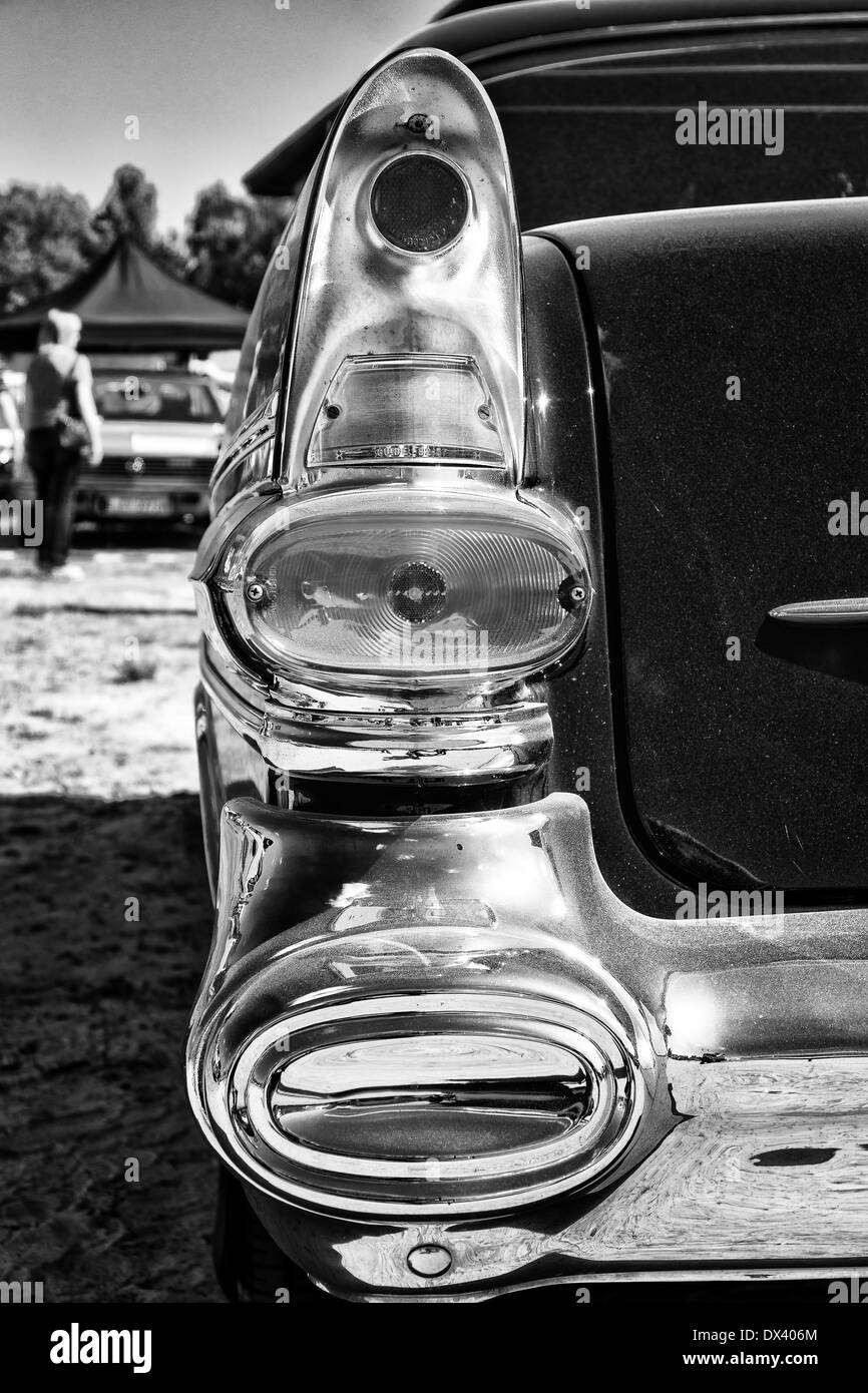 The rear brake lights Full-size car Pontiac Star Chief Catalina, black ...