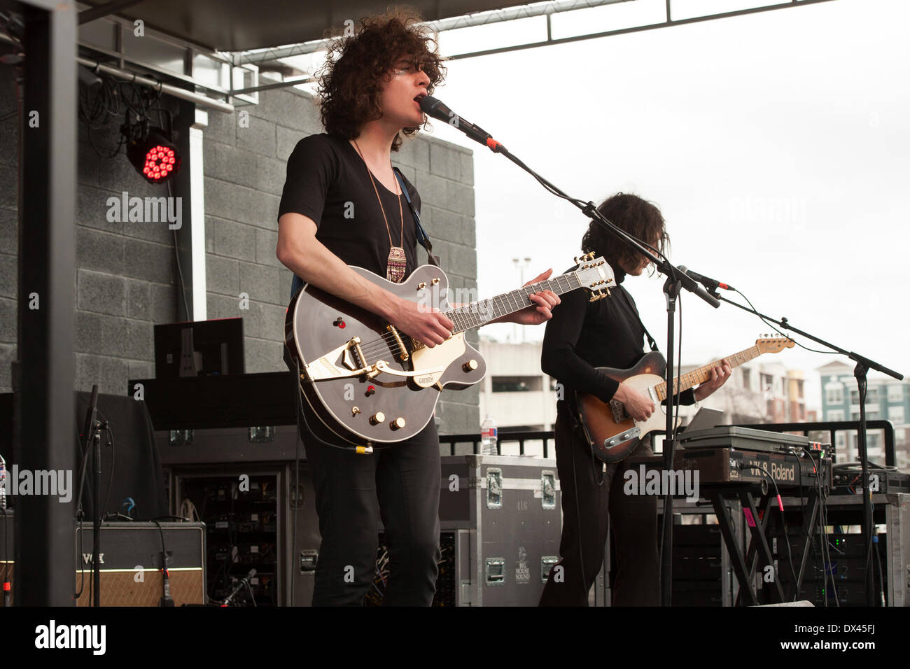 Temples band hi-res stock photography and images - Alamy