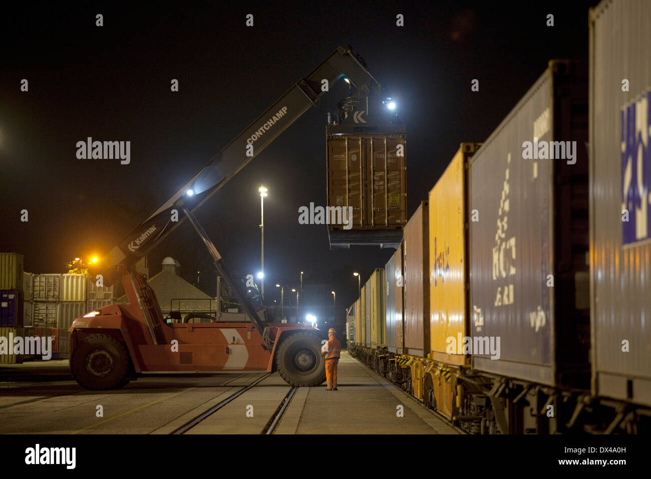 Night shift in container ports Stock Photo - Alamy