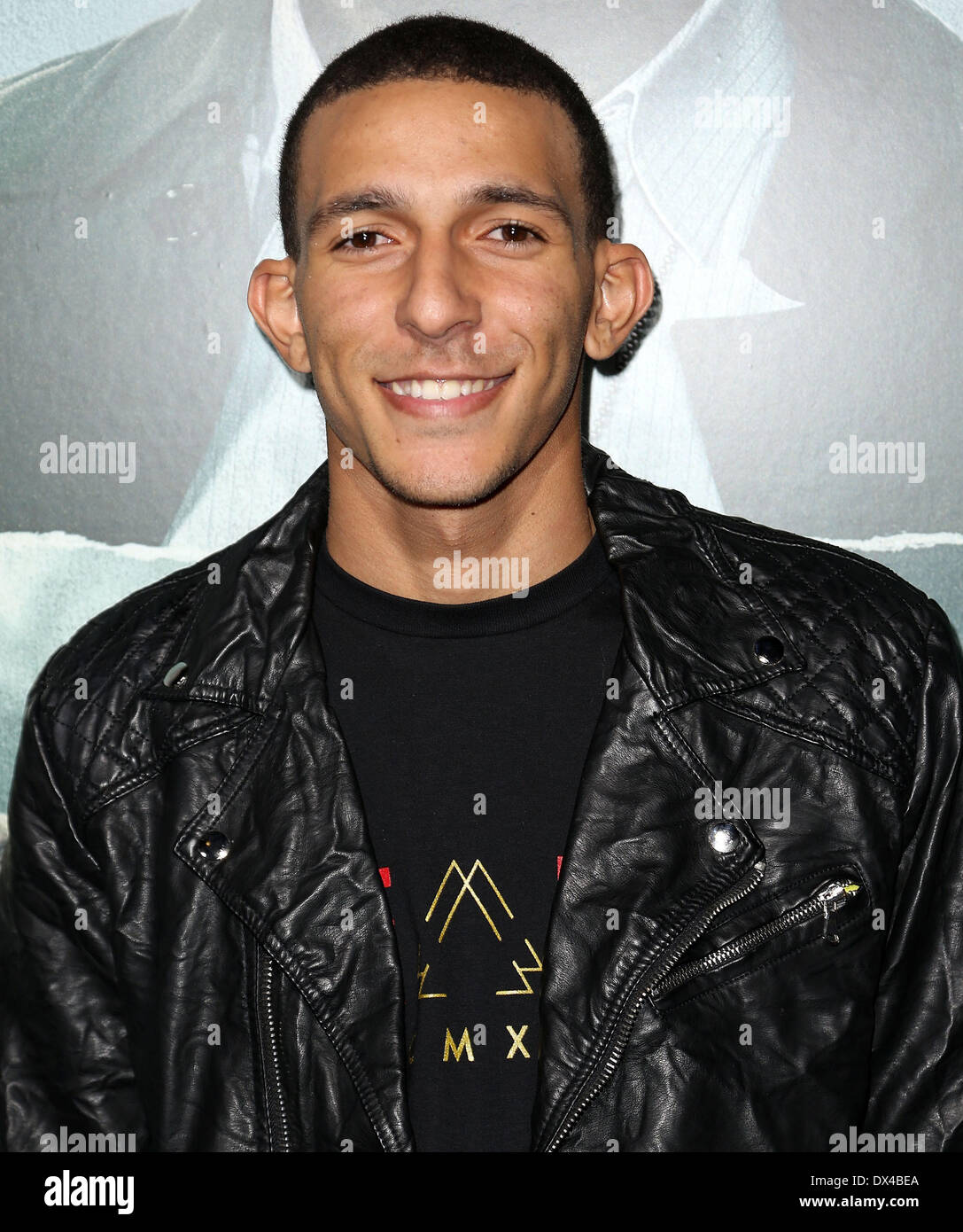 Zu Fuß Groß 2021 Khleo Thomas
