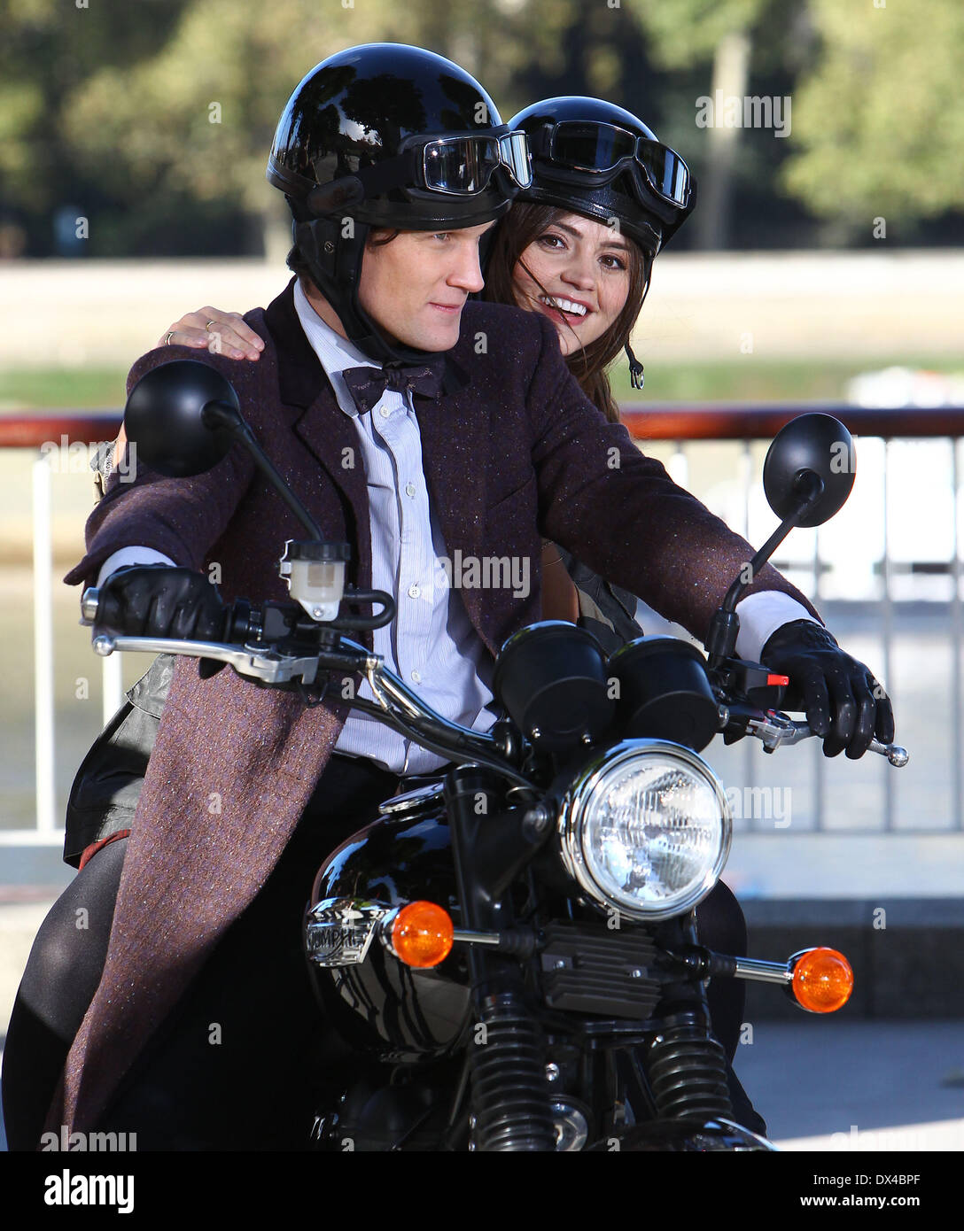 Matt Smith and Jenna-Louise Coleman The cast of 'Doctor Who' filming in ...