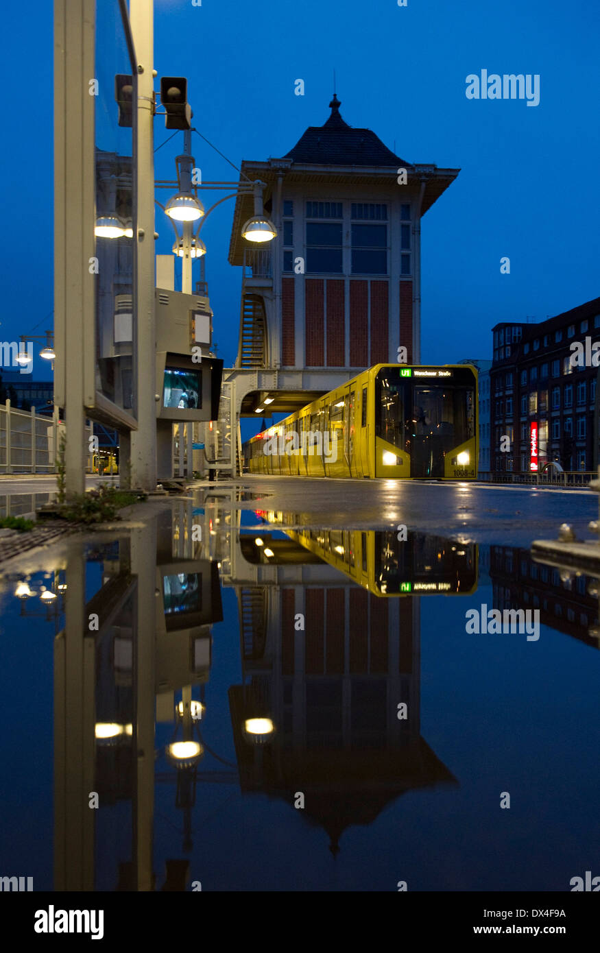 Underground station warschauer strasse evening hi-res stock photography ...