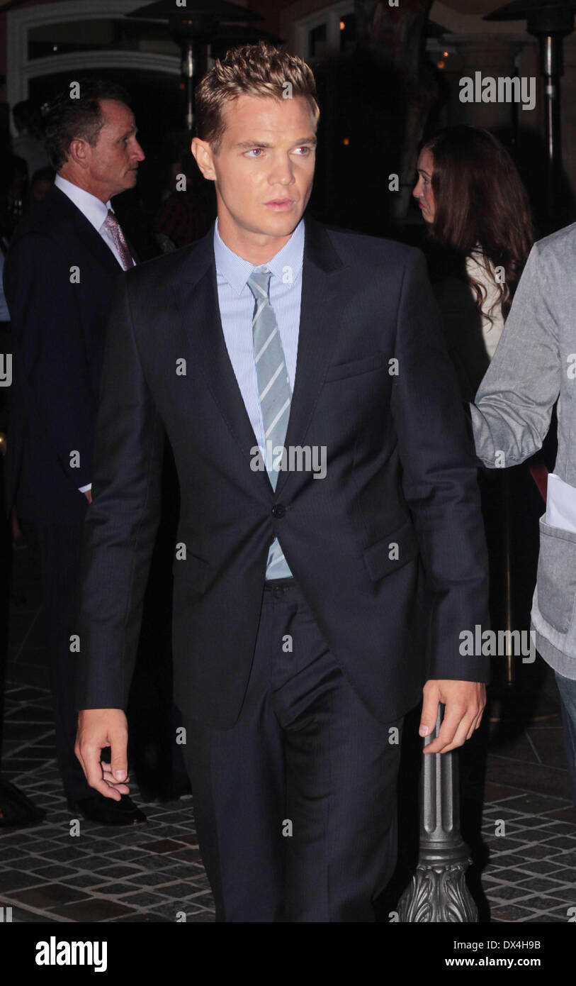 Taylor Handley Chasing Mavericks