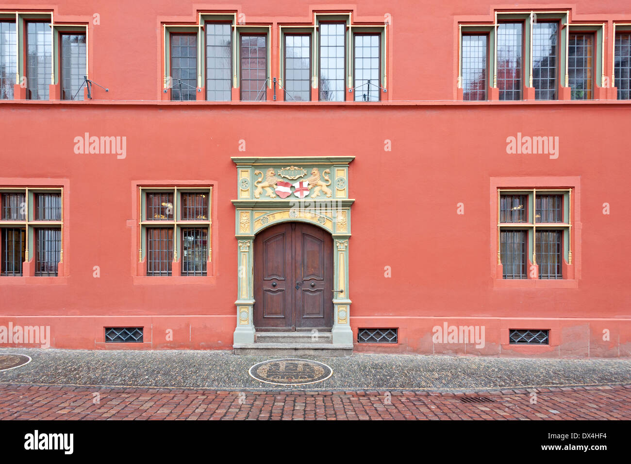 Townhall entrance hi-res stock photography and images - Alamy