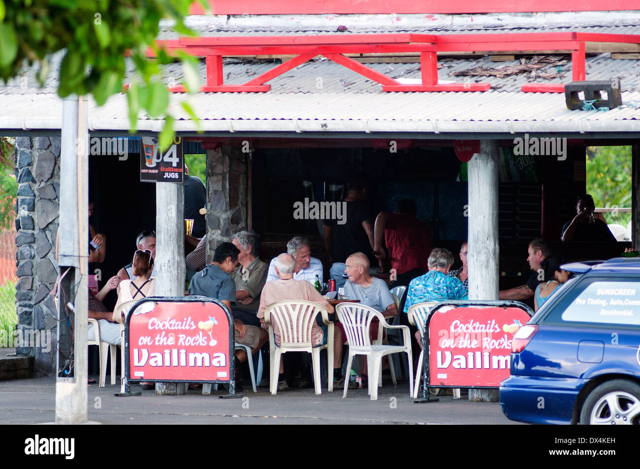 Cocktails on the Rocks bar, Beach Road, Apia, Samoa Stock Photo - Alamy