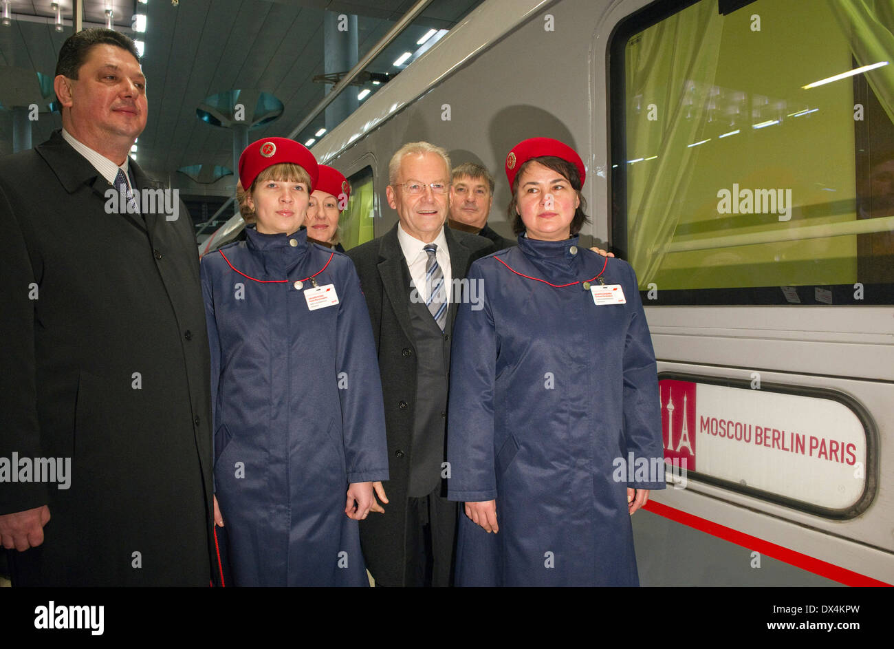 Paris moscow hi-res stock photography and images - Alamy