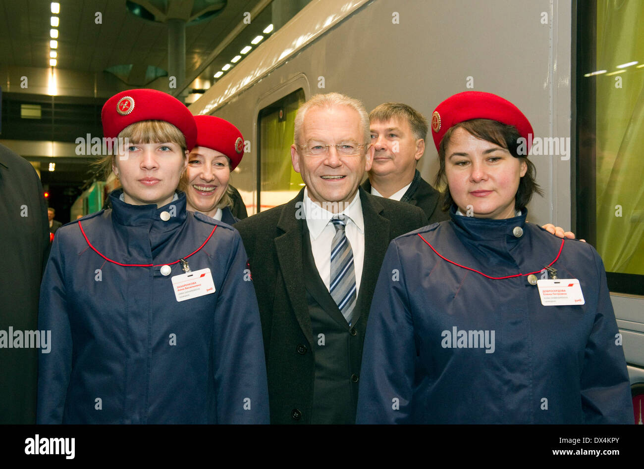 Paris moscow hi-res stock photography and images - Alamy