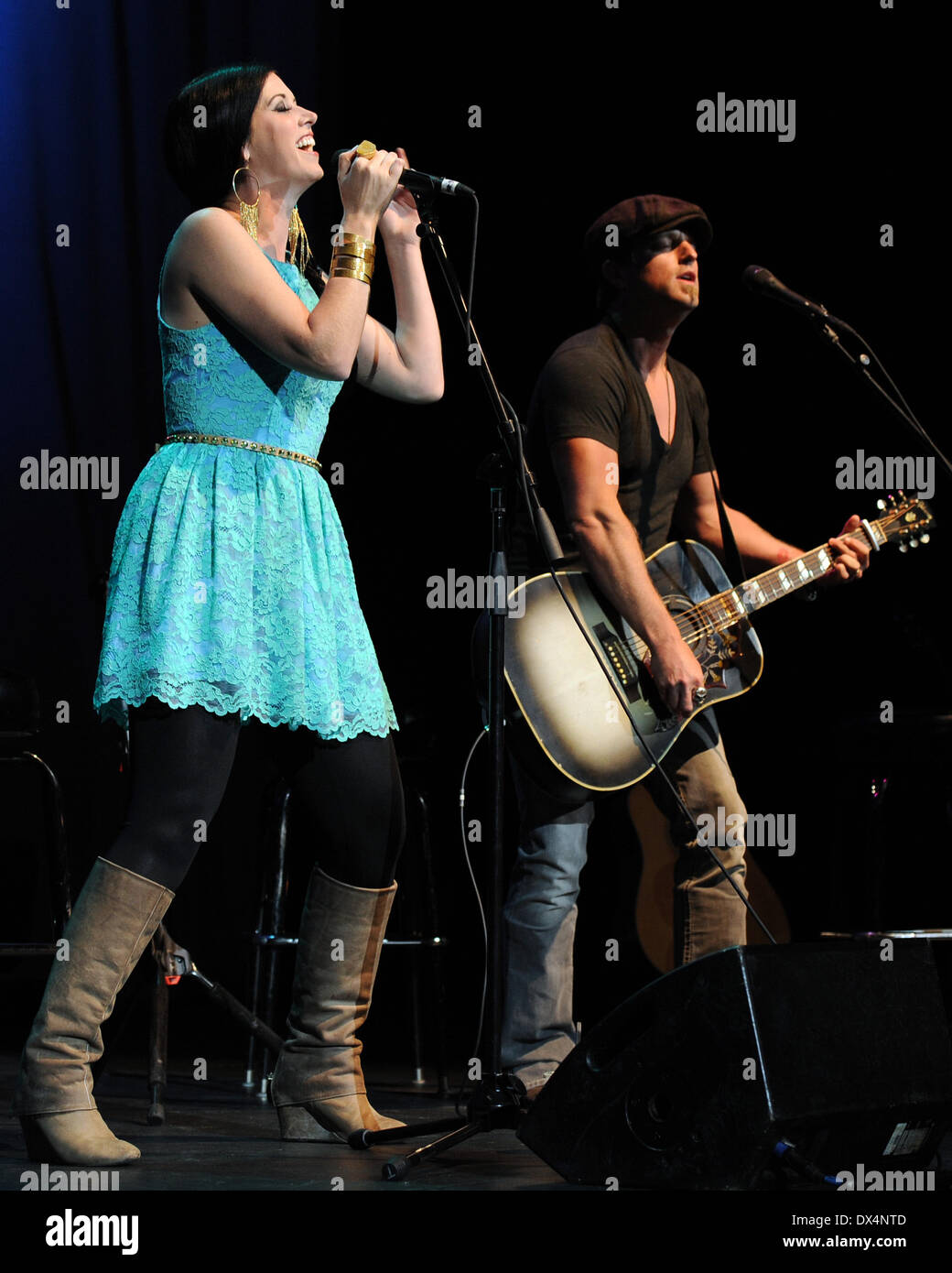 Shawna and Keifer Thompson of Thompson Square 'Starz and Guitars' at ...