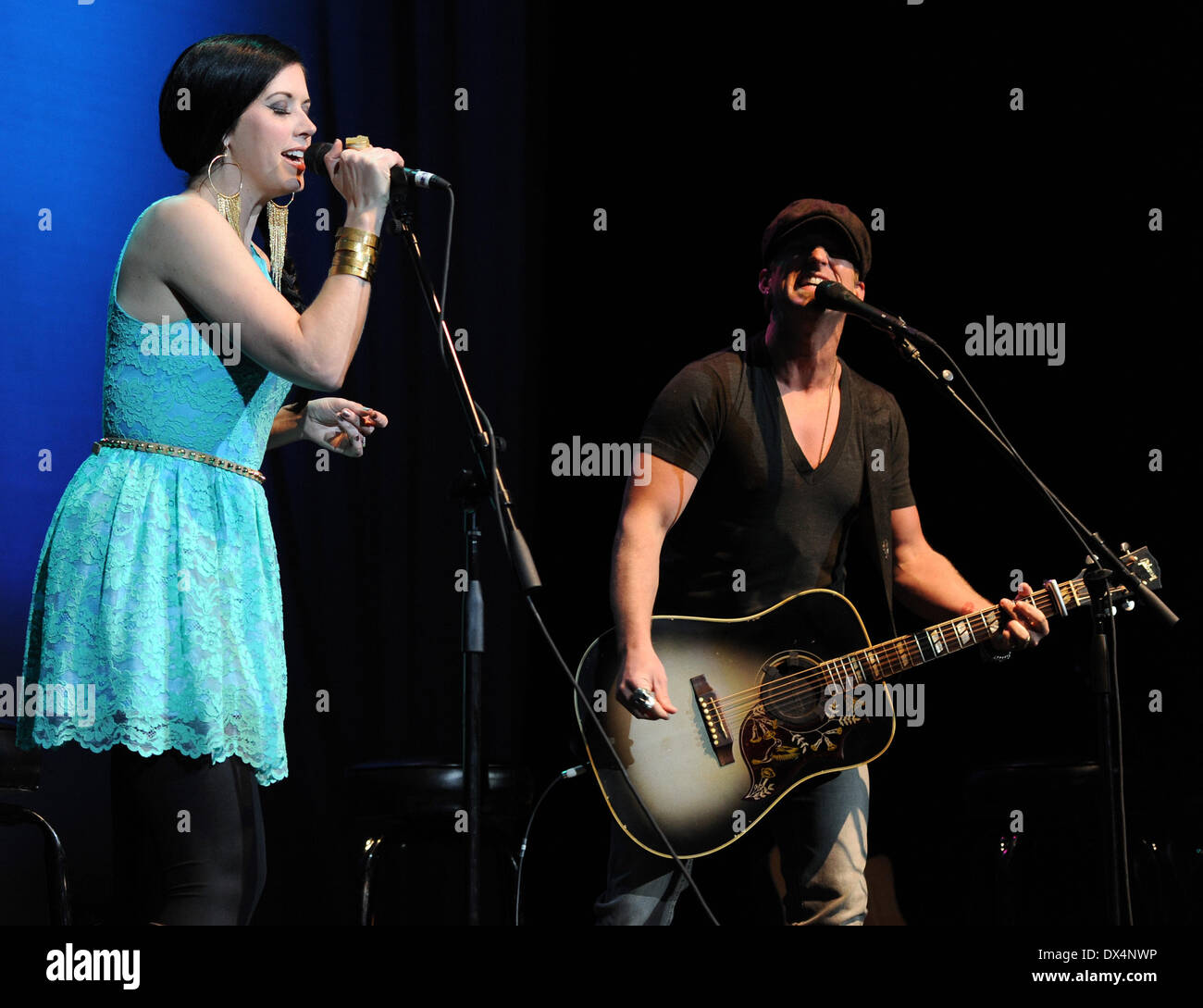 Shawna and Keifer Thompson of Thompson Square 'Starz and Guitars' at ...
