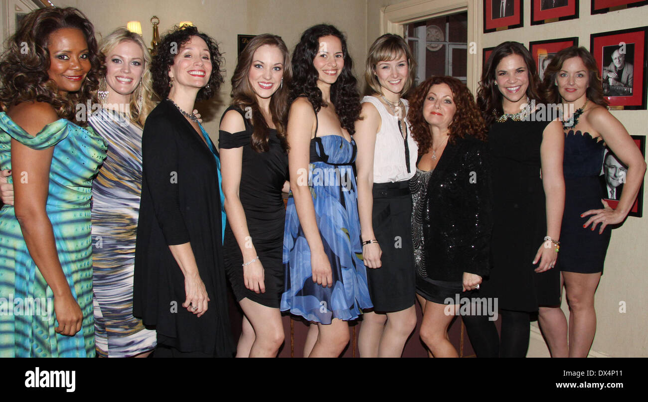 Tonya Pinkins, Elizabeth Stanley, Barbara Walsh, Laura Osnes, Mandy ...