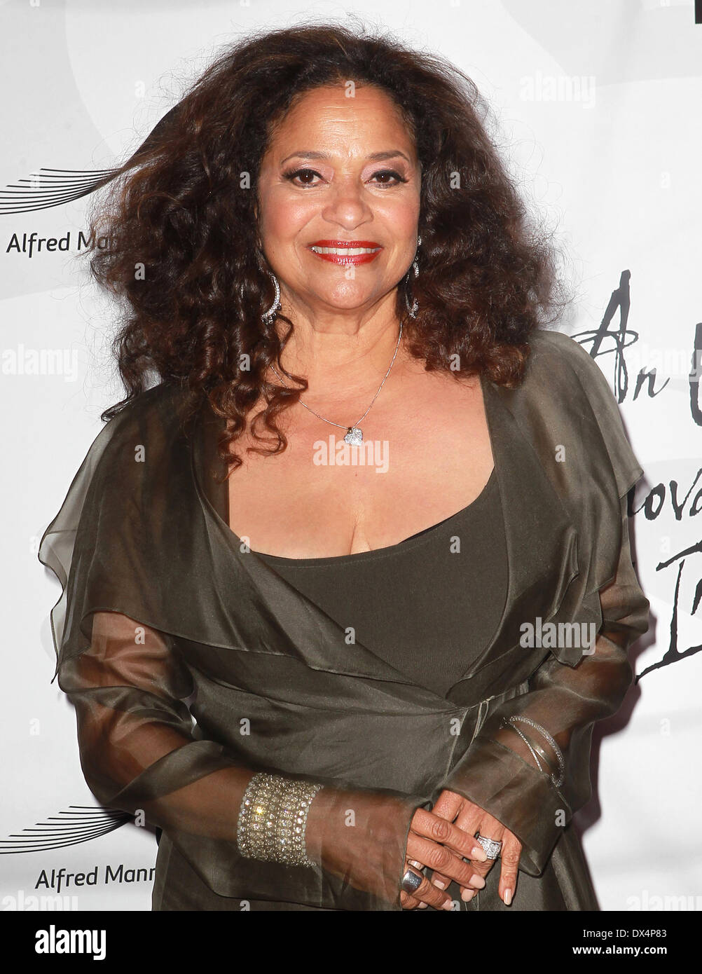 Debbie Allen 9th Annual Alfred Mann Foundation 'Innovation And ...