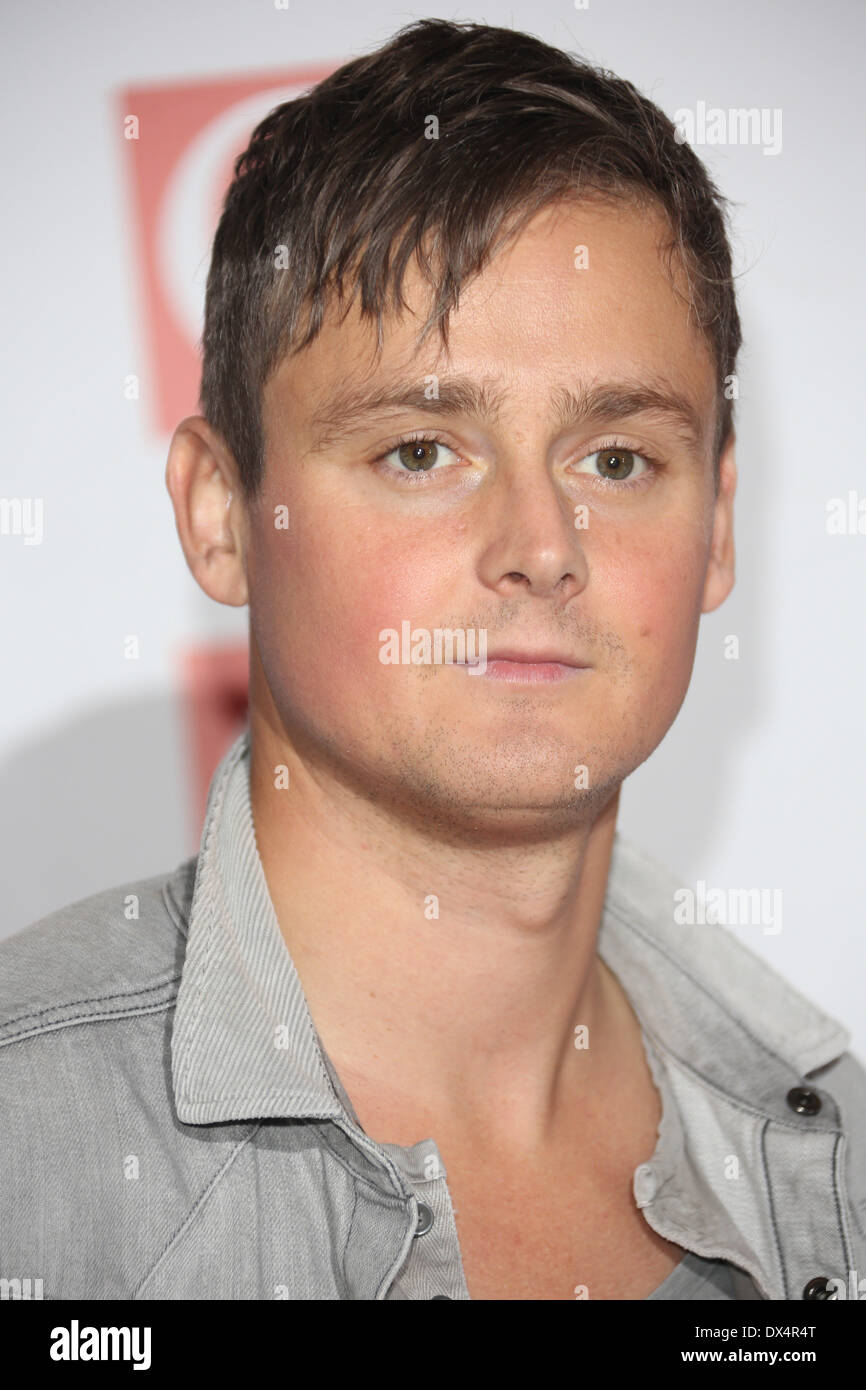 Tom chaplin portrait hi-res stock photography and images - Alamy