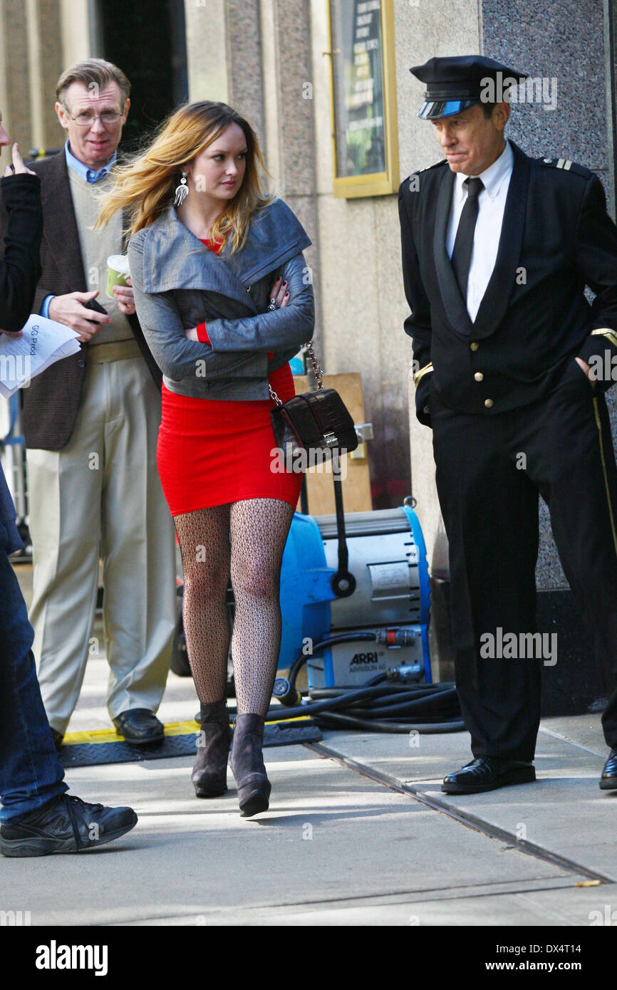 Kaylee DeFer on the set of 'Gossip Girl in midtown, Manhattan ...