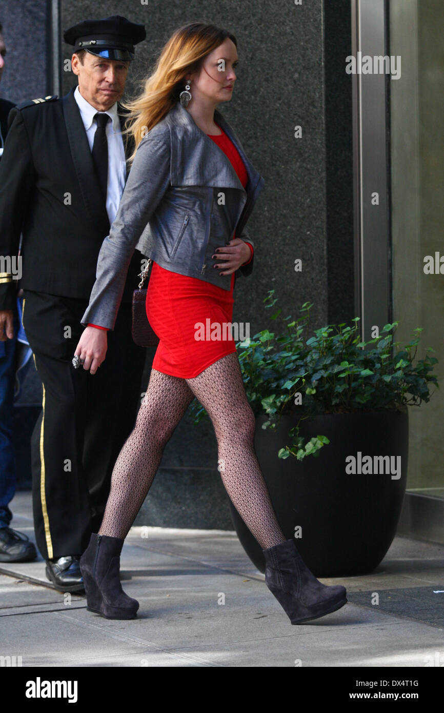 Kaylee DeFer on the set of 'Gossip Girl in midtown, Manhattan ...