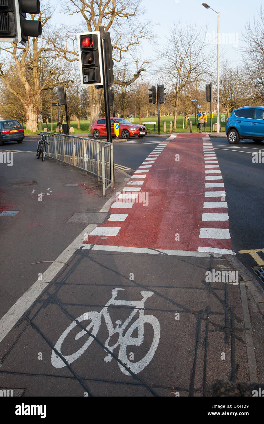 dedicated cycle path in Cambridge, UK Stock Photo - Alamy