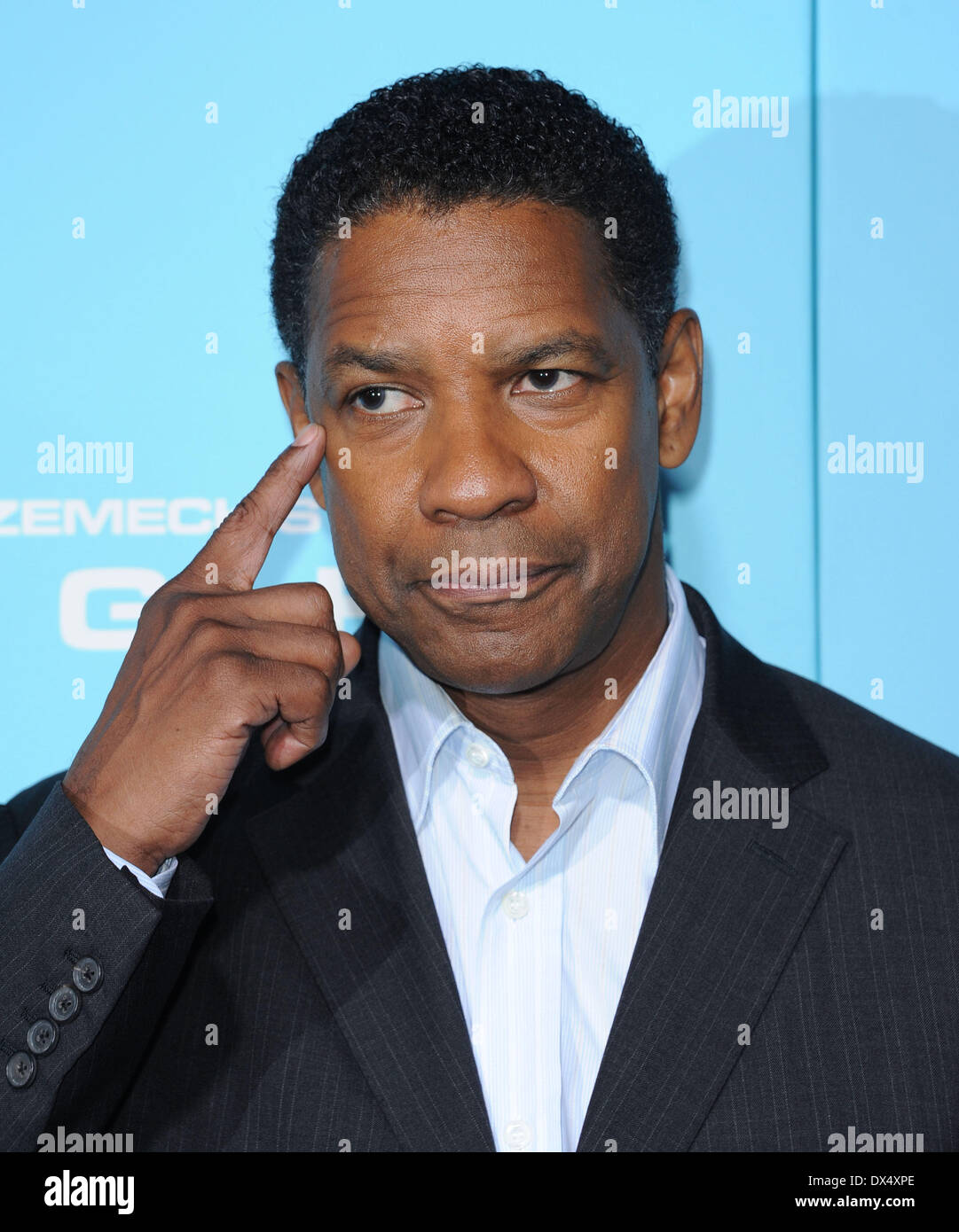 Denzil Washington the premiere of 'Flight' held at the Arclight theatre ...