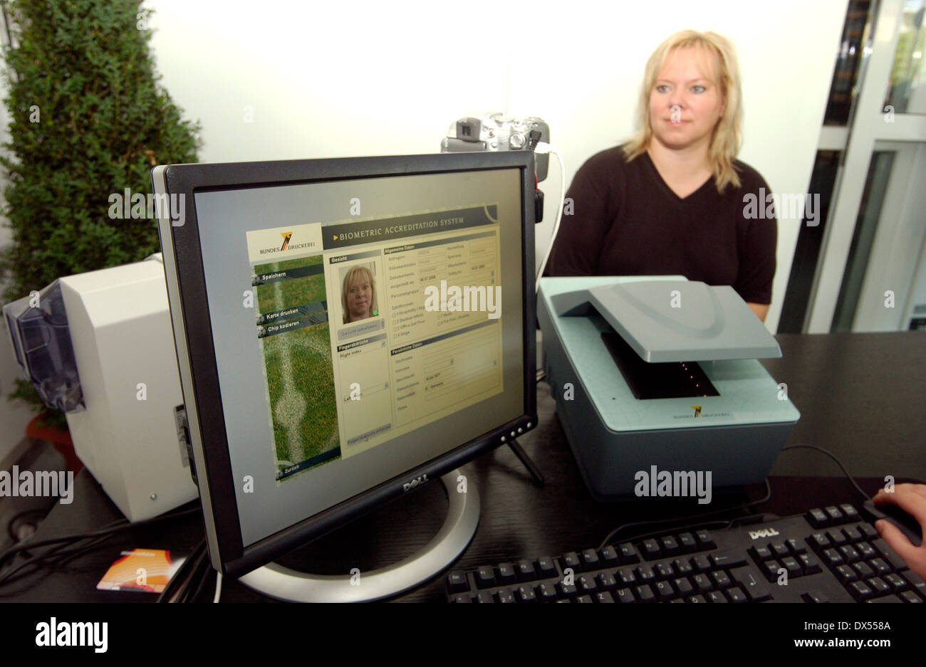 Biometric passport photo hi-res stock photography and images - Alamy