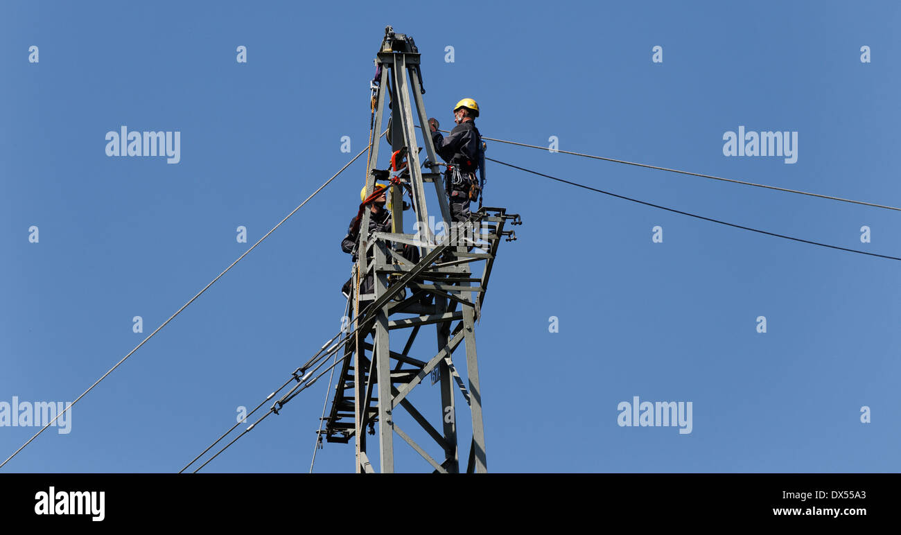 Berlin, Germany, disassembly overhead line Stock Photo - Alamy