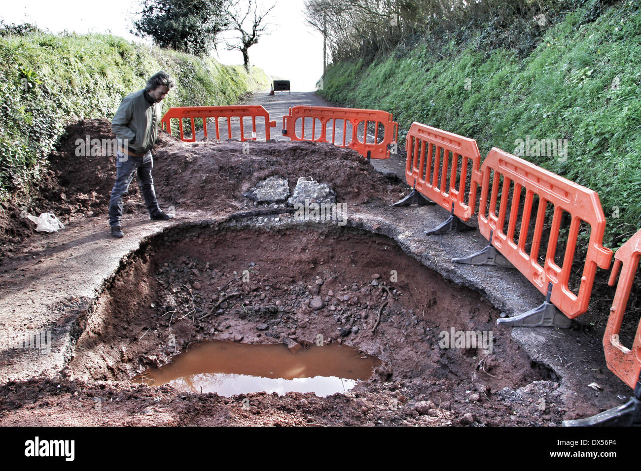 Devon following storms hi-res stock photography and images - Alamy