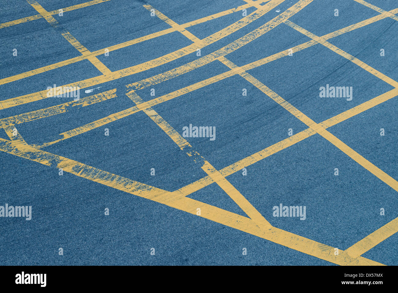 Road Marking - Double Yellow Lines Stock Photo - Alamy