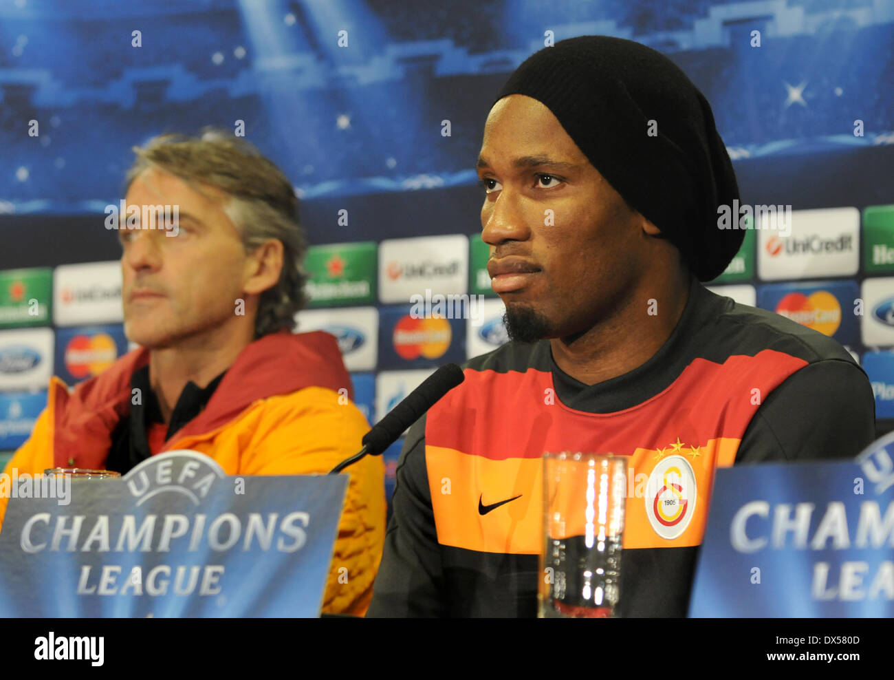 Stamford bridge didier drogba hi-res stock photography and images - Alamy