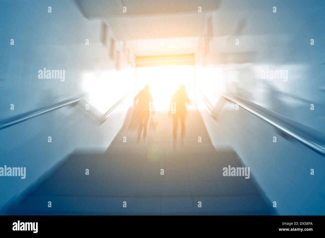 Underpass sign hi-res stock photography and images - Alamy