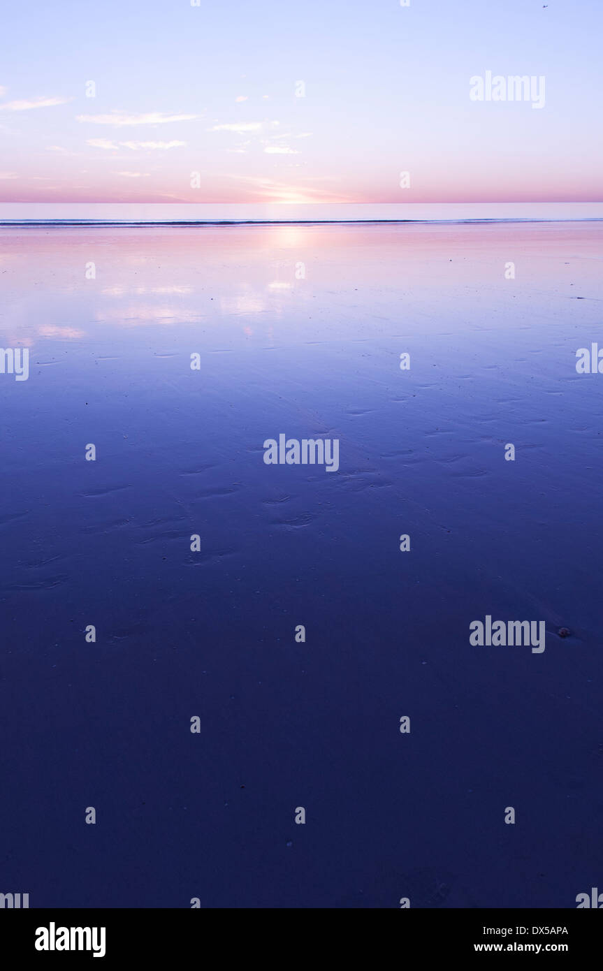 Reflections at cable beach hi-res stock photography and images - Alamy