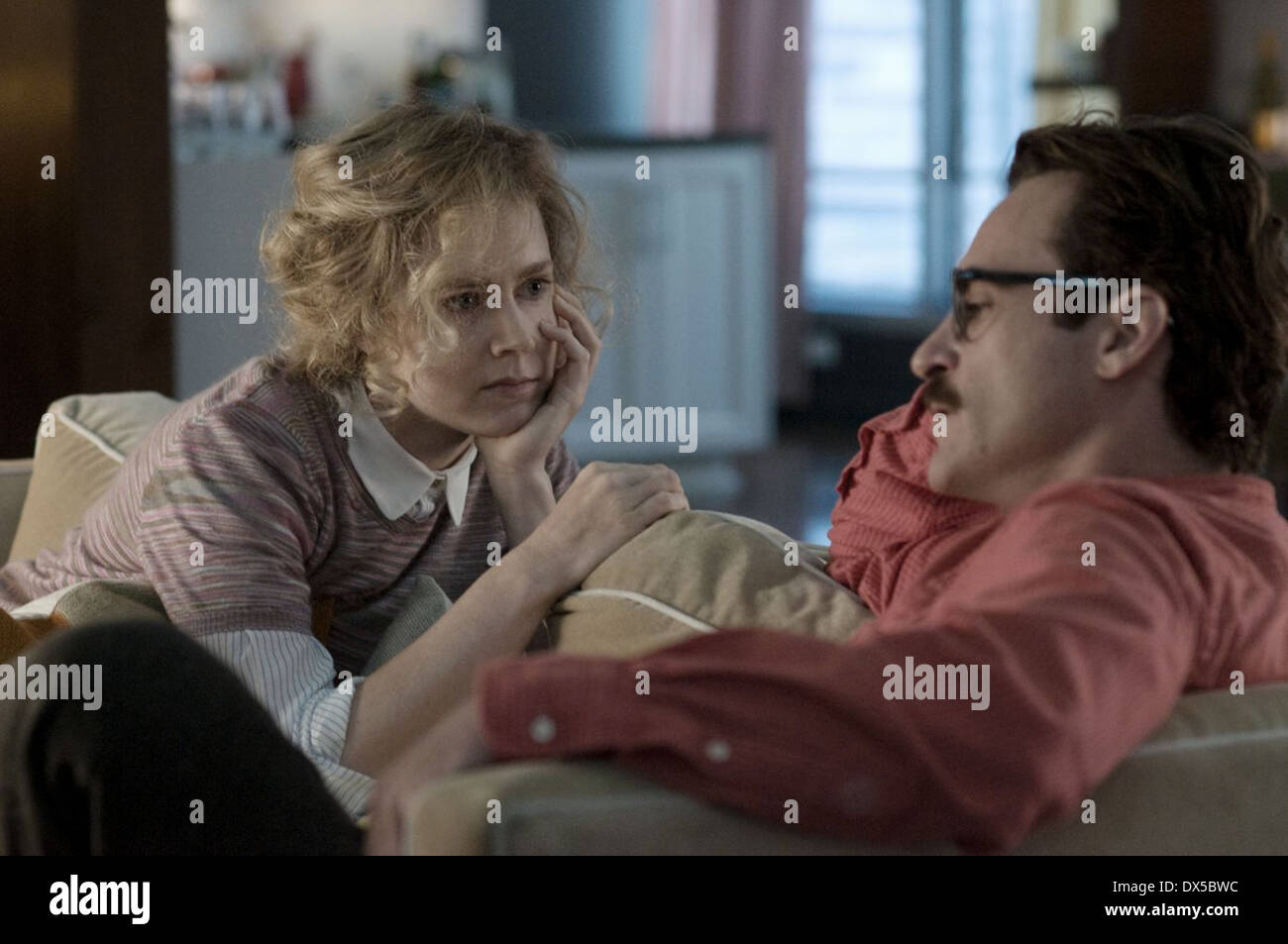 Joaquin phoenix her film 2013 hi-res stock photography and images - Alamy