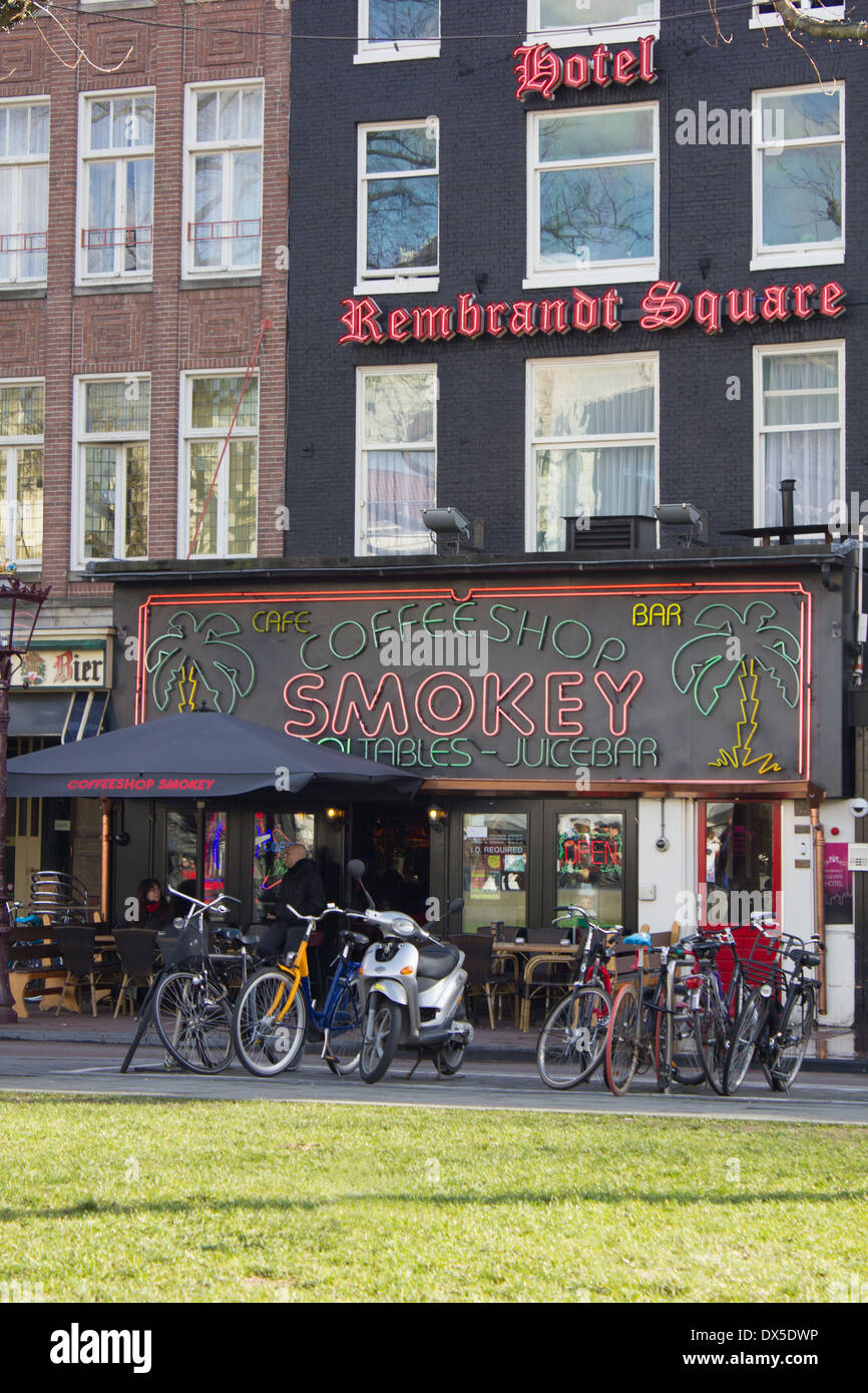 coffee shop rembrandt square amsterdam netherlands Stock Photo - Alamy