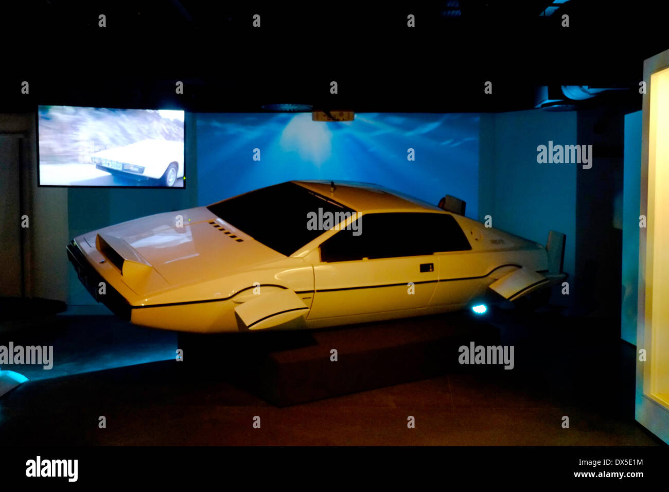 Lotus esprit james bond hi-res stock photography and images - Alamy