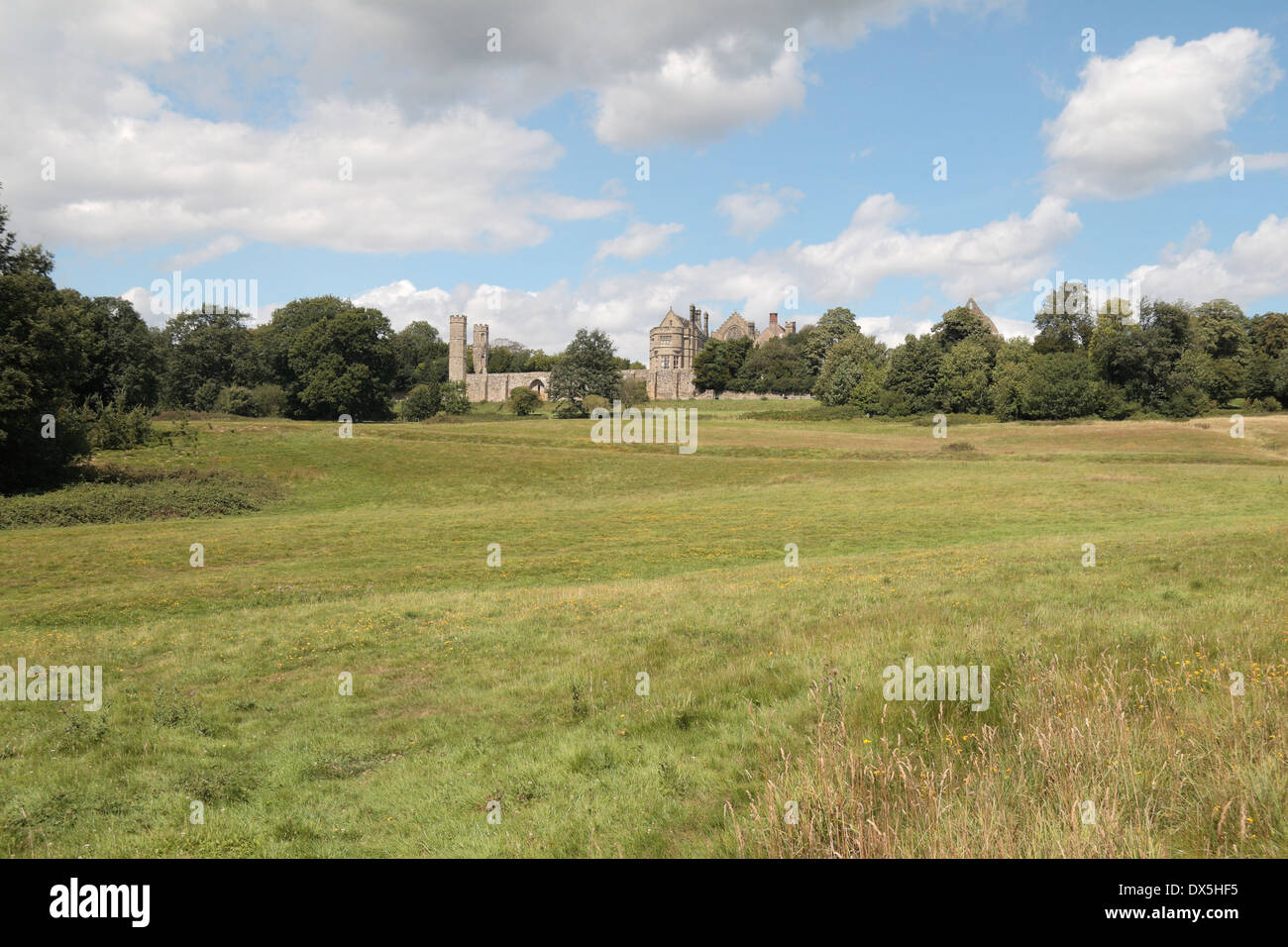 Battle abbey hi-res stock photography and images - Alamy