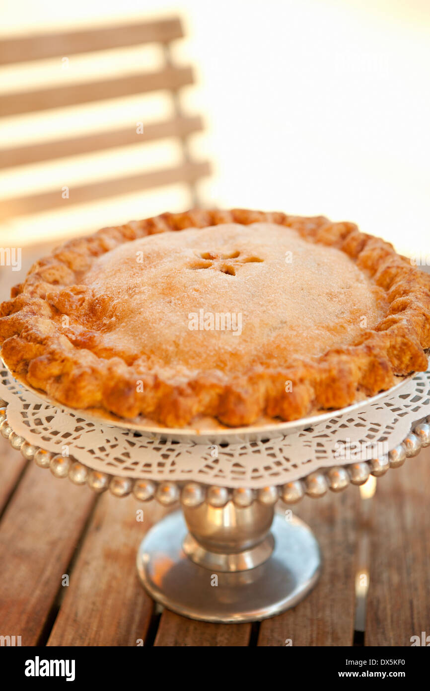 Homemade whole pie on cake stand, close up Stock Photo - Alamy