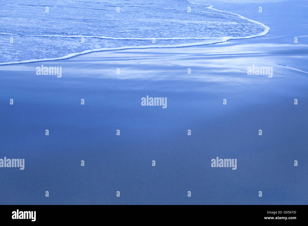 Blue ocean tide Stock Photo - Alamy