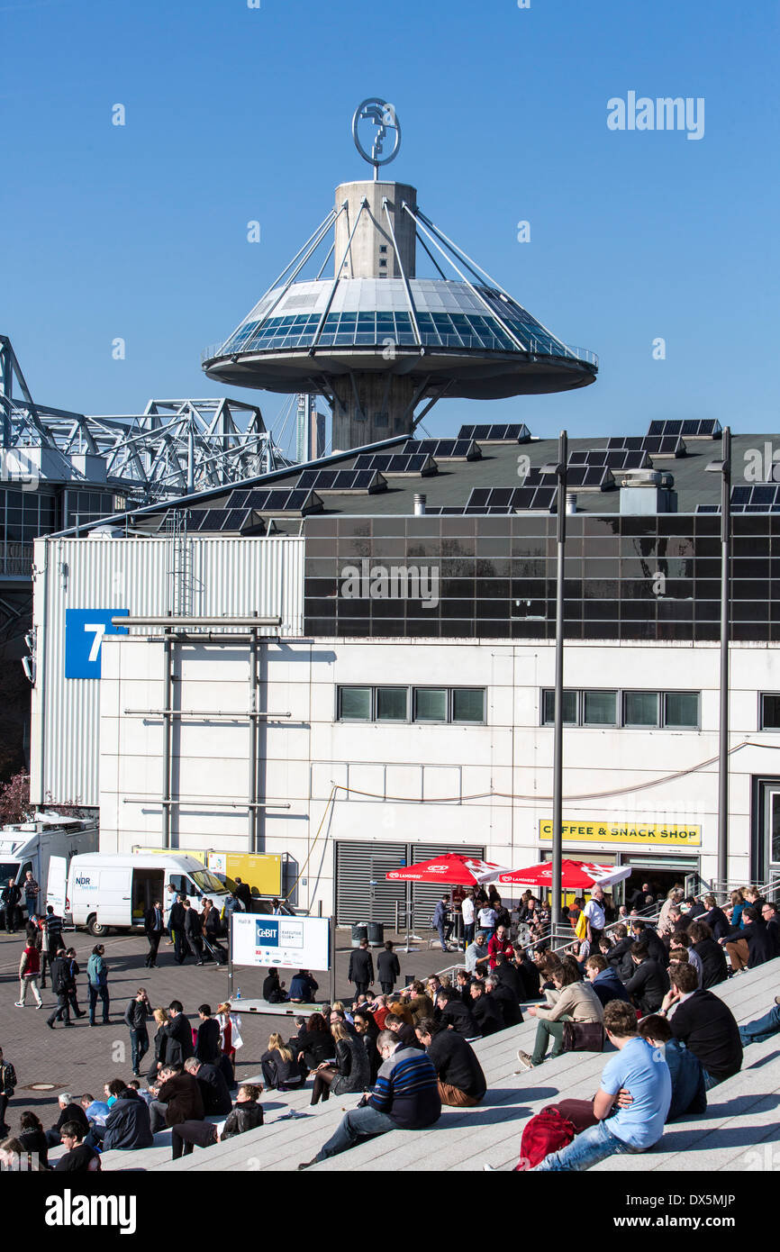 Computer fair hi-res stock photography and images - Alamy