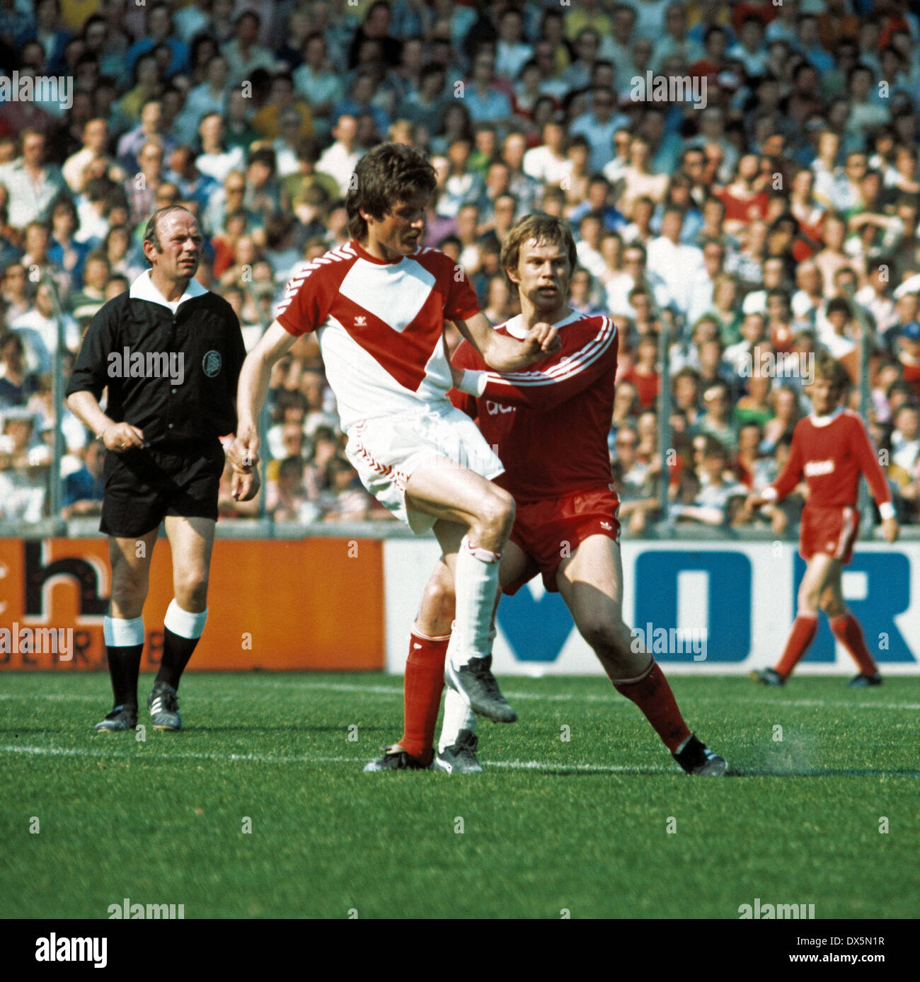 football, Bundesliga, 1975/1976, Georg Melches Stadium, Rot Weiss Essen ...