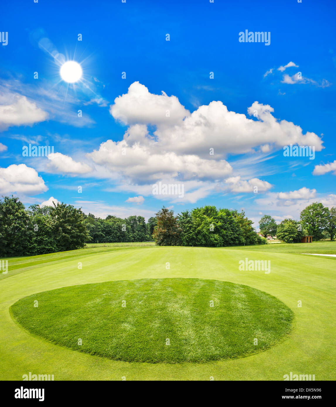 Sunny weather tee hi-res stock photography and images - Alamy