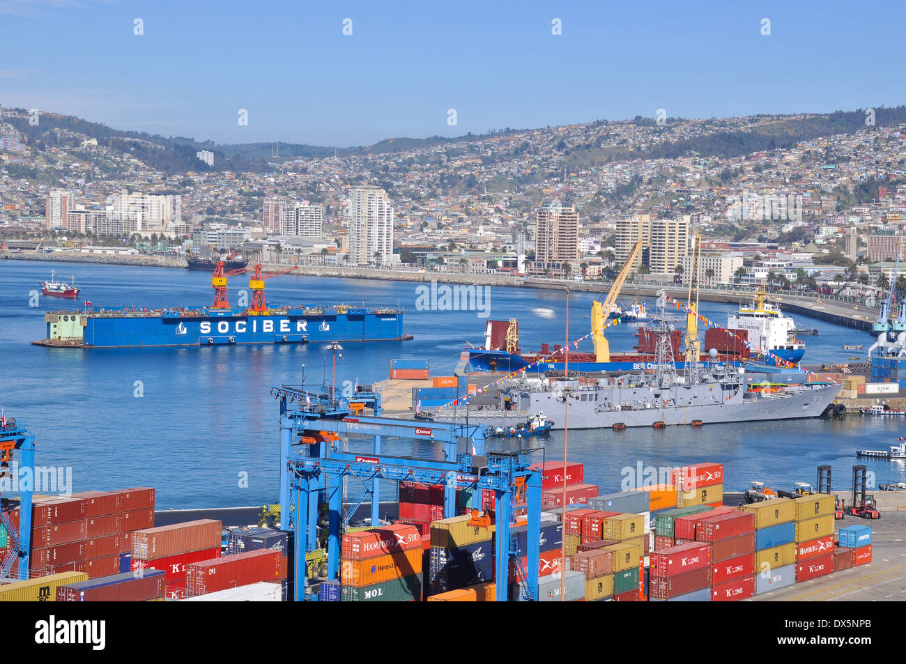 Port of Valparaiso, Chile Stock Photo - Alamy